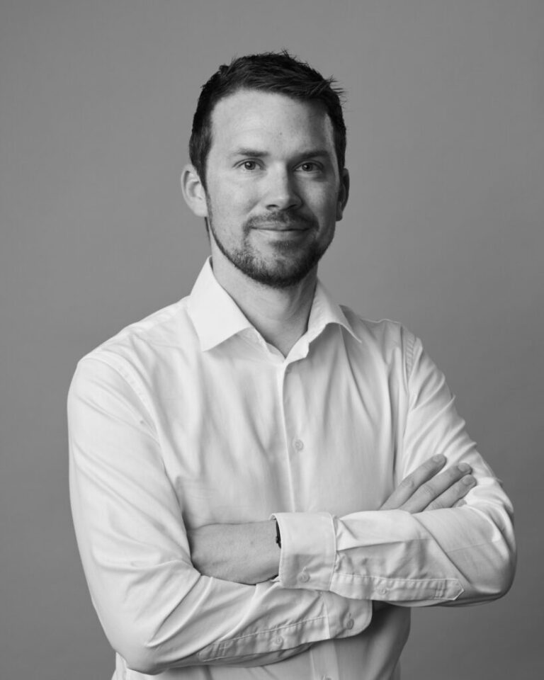 Team – Hawk Infinity